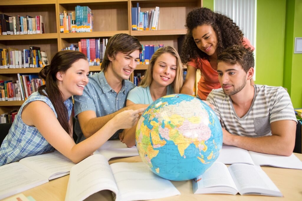 Aspire Global Pathways teams up with University Living